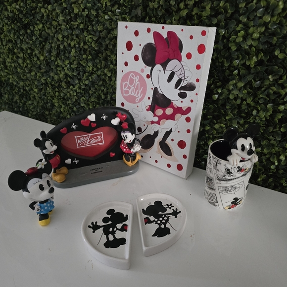 Disney | Office | Mickey And Minnie Desk Bundle | Poshmark